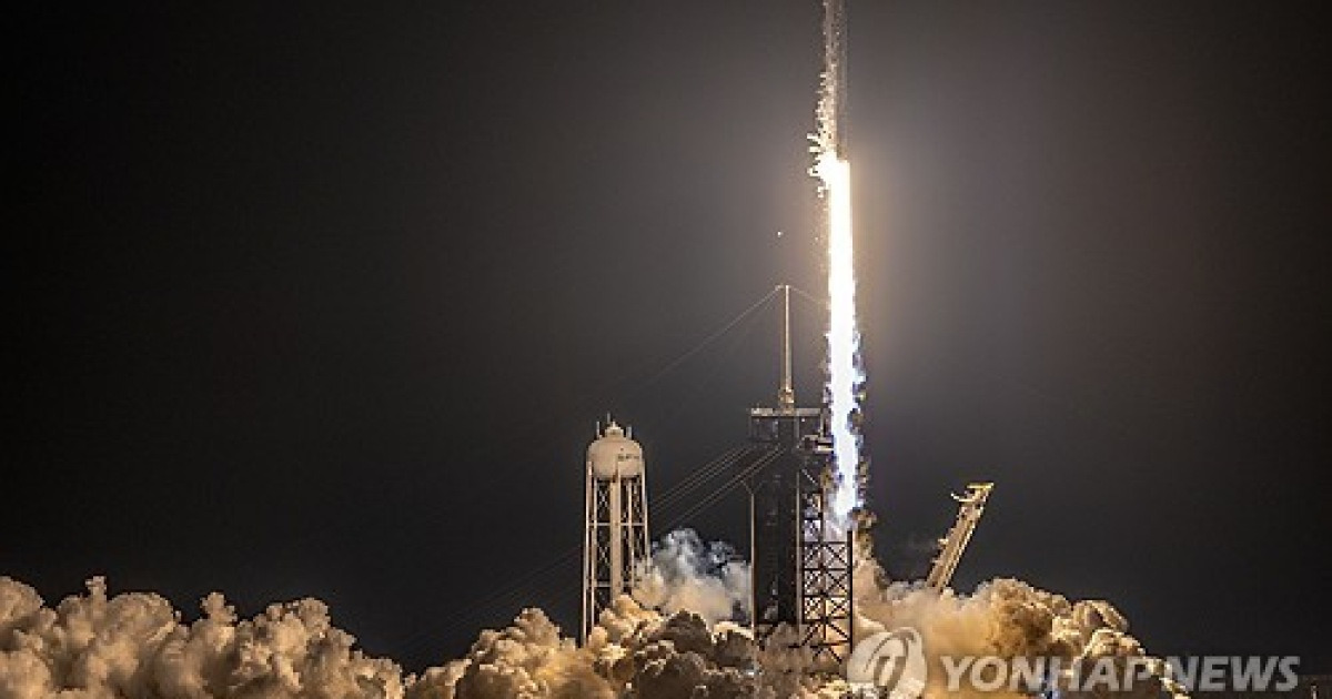 USA NASA SPACE X LAUNCH