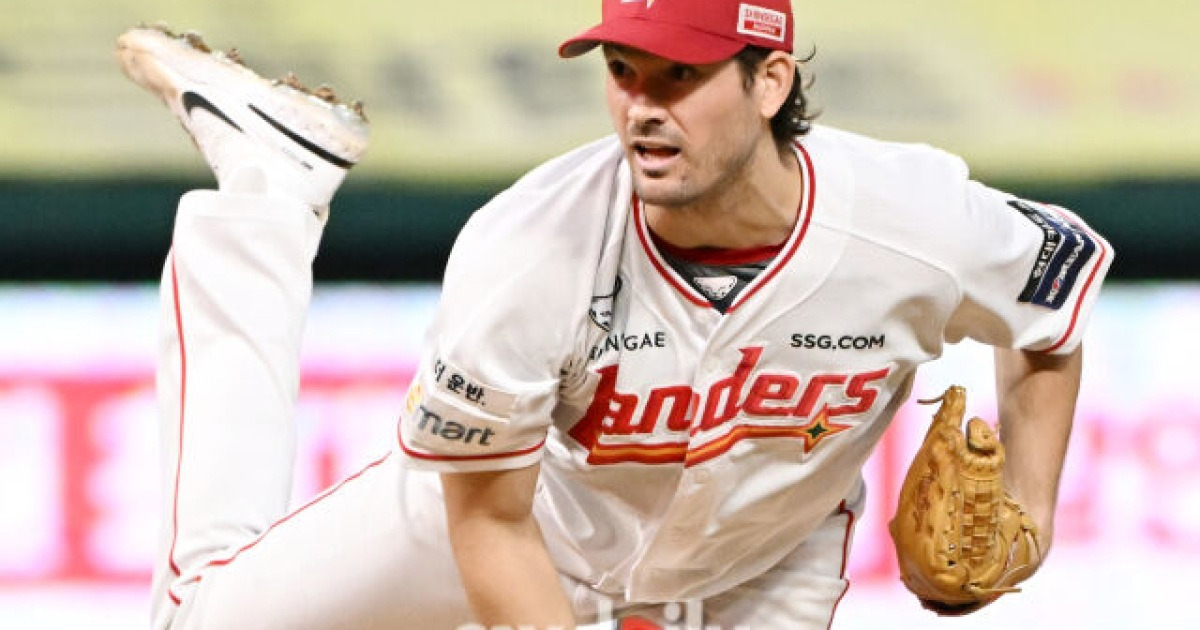 '157km K머신 vs 110순위의 기적+ SSG-KT 선발 라인업 발표…화이트 햄스트링 부상으로 귀국 예정 [MD오키나와]