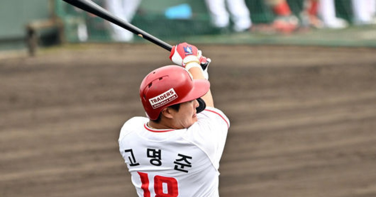 ‘9회말 2사 안타→끝내기 홈보살’ SSG-KT, 5-5 무승부…고명준 4안타, 로하스 홈런 [오!쎈 오키나와]