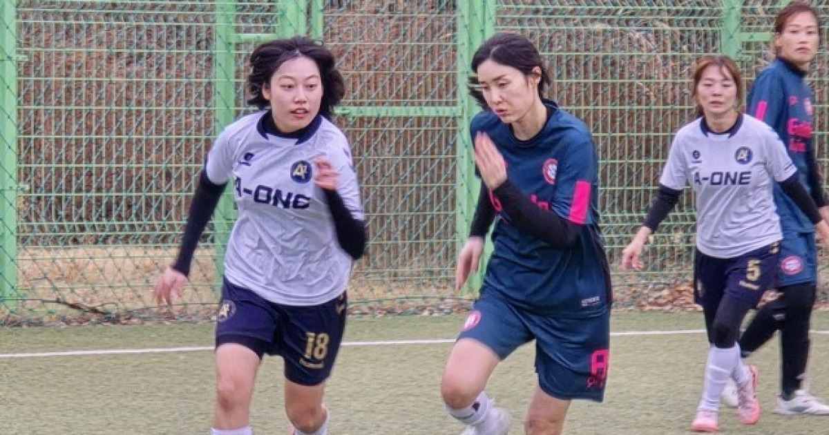 [b11 현장] 에이원 여성부, 영덕 풋볼 페스타 여성 사커맘 풋살 우승… 사커대디 족구열전은 리스펙트FC, 유치부는 울산IFC-A팀 정상