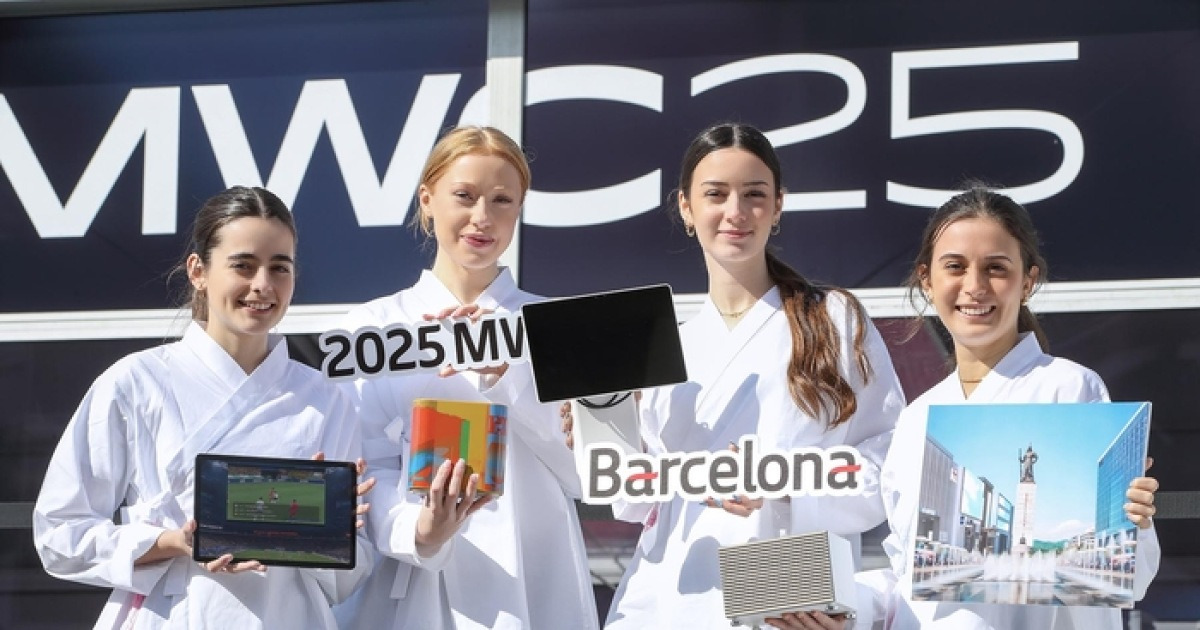 KT, MWC25에서 K-AI 일상 소개