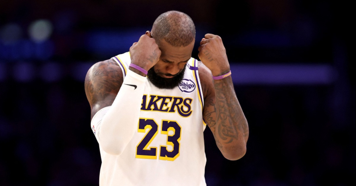 대기록은 다음에...르브론 정규+PO 통산 '49999점' LAL, 클리퍼스 2연전 승리+6연승으로 서부 2위