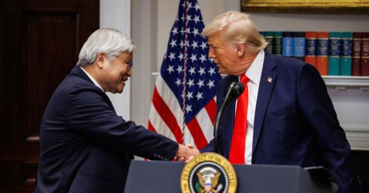 대만 TSMC "미국에 146조 원 투자"... 트럼프, 삼성·SK 보란 듯 TSMC 치켜세웠다