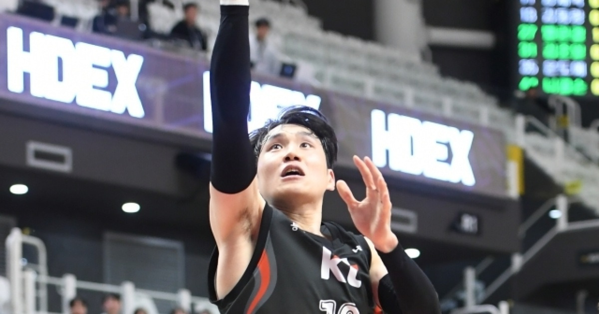 수원에 ‘슈퍼문’이 떴다! 해먼즈·문정현 펄펄 난 kt, KOGAS와 혈전 끝 승리…4연승 무풍질주 [MK수원]