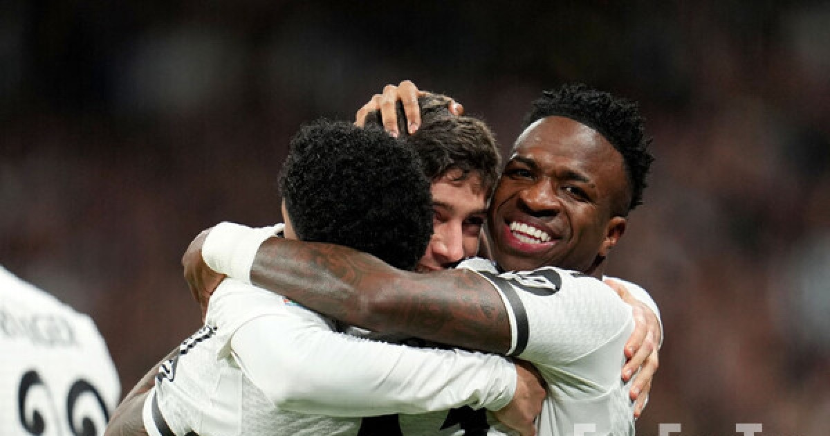 [ucl.review] '호드리구 선제골→디아스 추가골' 레알, '마드리드 더비' UCL 1차전서 아틀레티코 2-1 격파