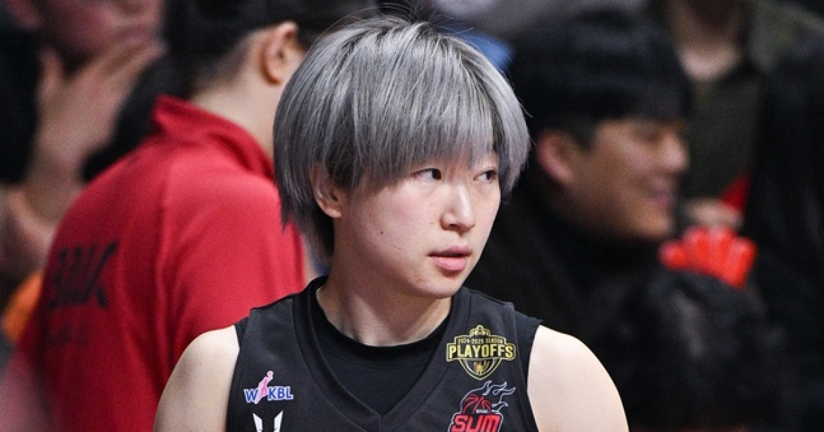 BNK '100% 확률' 잡았다! PO 1~2차전 싹쓸이... 안혜지 3점포 4방→또 양궁농구 통했다 [부산 현장리뷰]