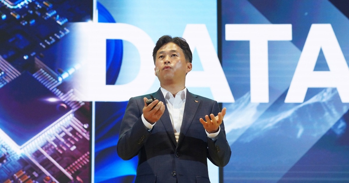 SK하이닉스, CIS 사업 접는다…"HBM 등 AI 메모리에 집중"