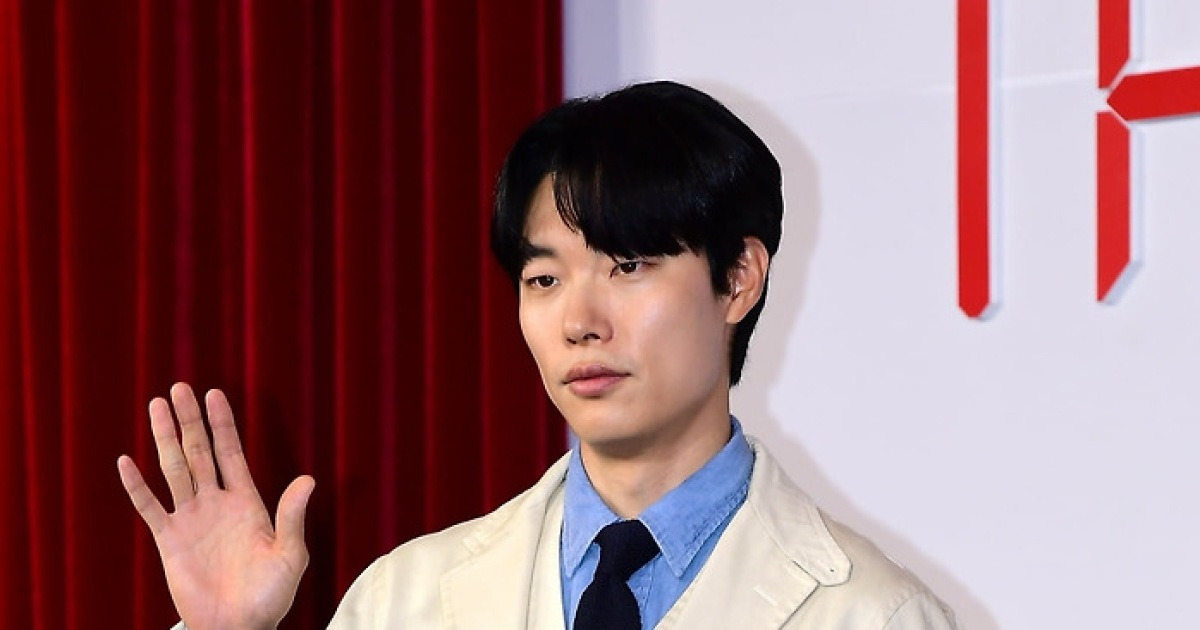 류준열 소속사 자회사, e스포츠 저변 확대 꾀한다…'페이커' T1과 MOU [공식]