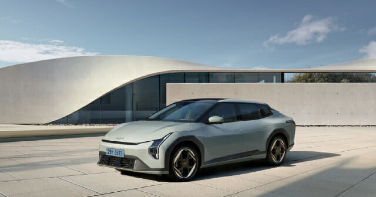 최대 533㎞ 가는 '기아 EV4' 사전계약…보조금 적용시 3천만원대