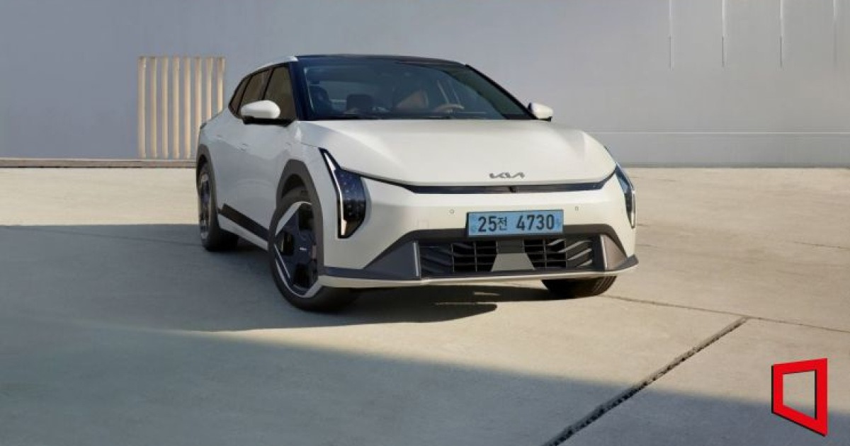 기아, '3000만원대' 전기 세단 EV4 계약 개시