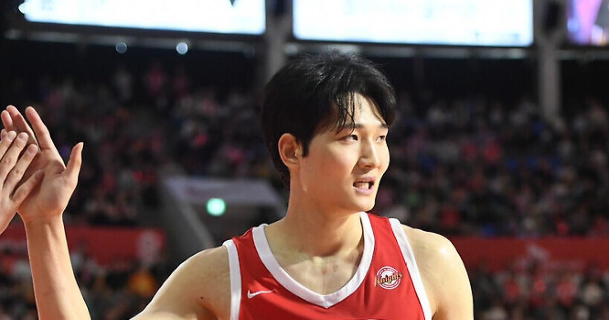 [JB 위클리 MVP] SK의 핵심, ‘MVP 정조준’ 안영준 & ‘KBL 지배자’ 워니