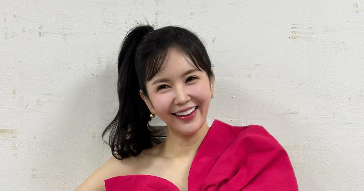 [SCin스타] "아이돌 비주얼?" 장영란, 완판 행진 속 미모 리즈 갱신