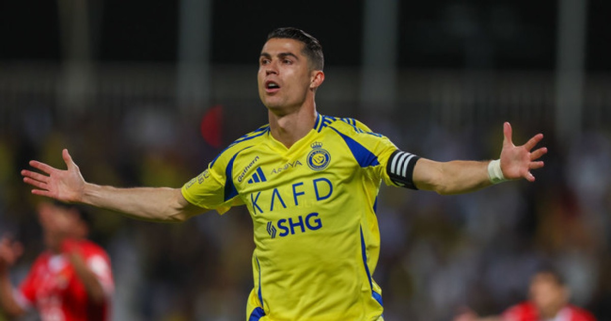 [ACLE 리뷰] '호날두 PK 파넨카킥→927호골' 알 나스르, 에스테그랄 3-0 격파...ACLE 8강 진출