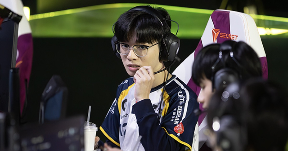 [FST] CFO, 4강 진출 라이벌 TL에 1세트 선취