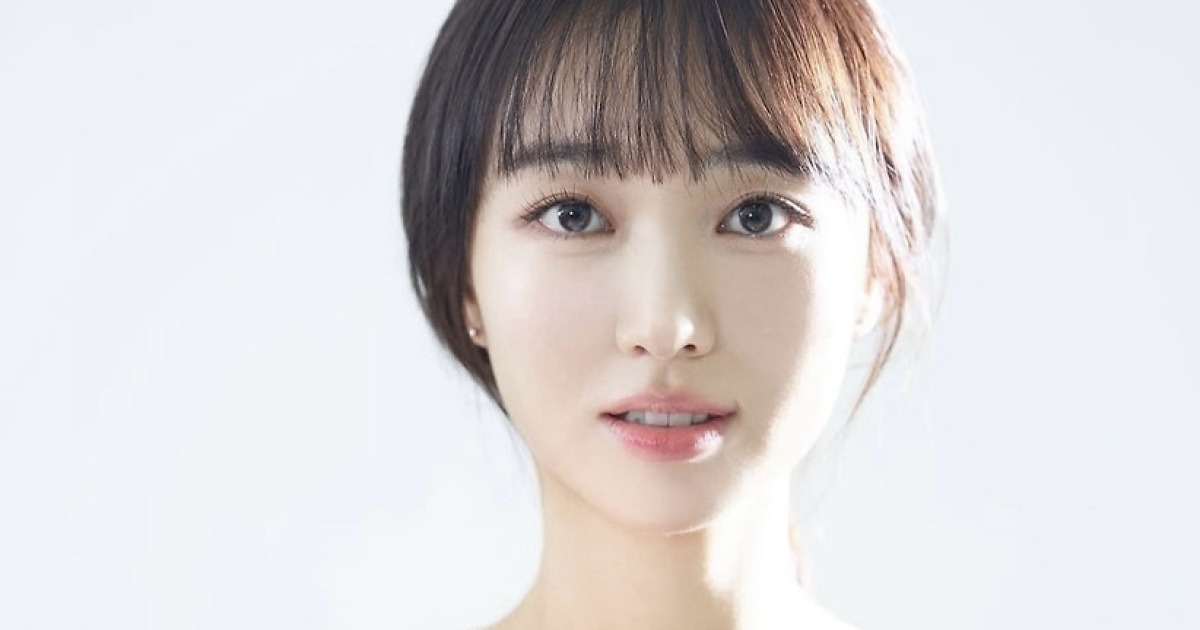 ‘프로듀스 101 X 에이프릴 데뷔조’ 출신 조시윤, 모덴베리코리아 전속계약···라붐 유정과 한솥밥