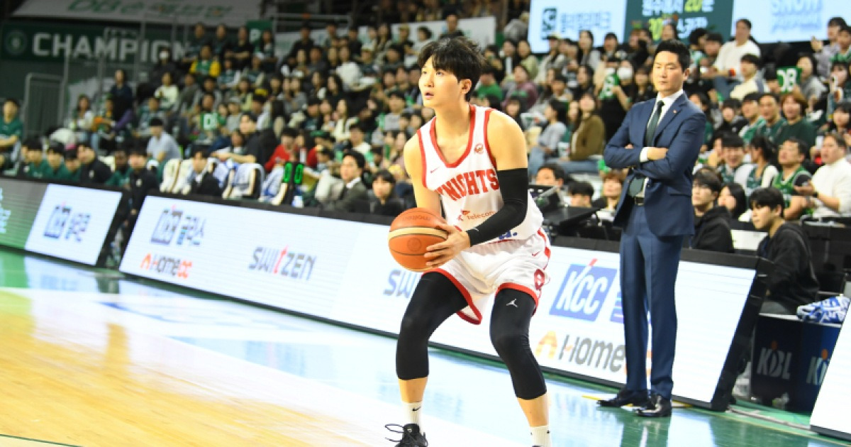 새역사 쓴 SK, 역대 최소 46경기 만에 정규리그 우승 [KBL]