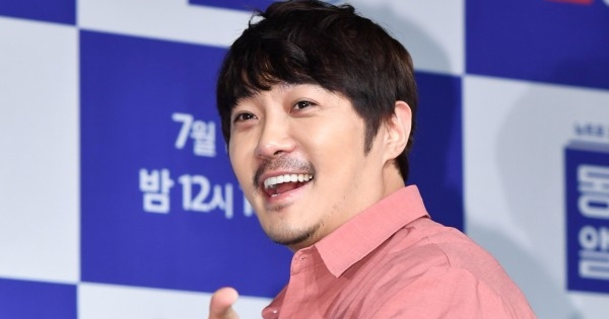 KCM, 13살・3살 두 딸 아빠…'3초 한가인' 아내와 4년 전 혼인신고