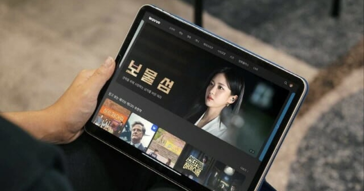 웨이브, 국내 OTT 최초 AI 상담사 도입