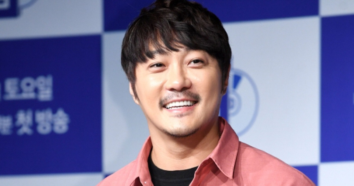 '두 딸 아빠' KCM, 12년 만 심경 고백했다 "후련하고 벅차"