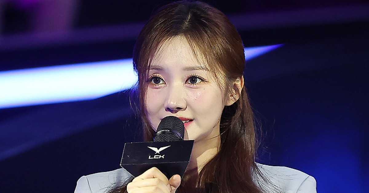 윤수빈 아나운서, LCK 여신의 진행