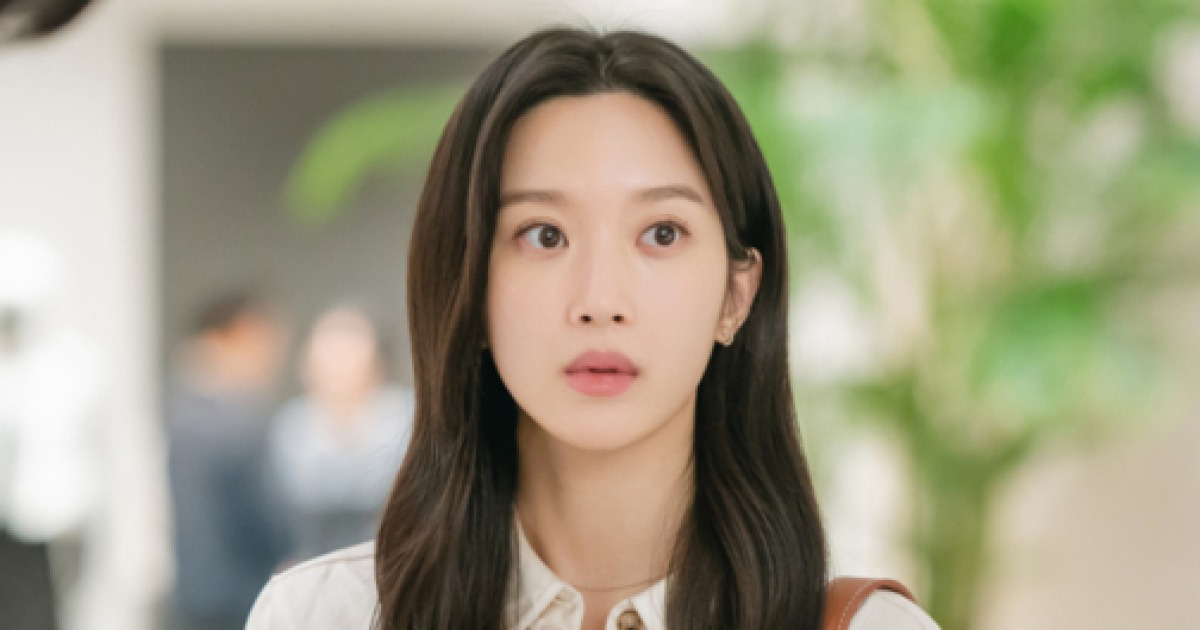 [피플] 쾌조의 2025년 스타트 끊은 '비밀병기' 문가영