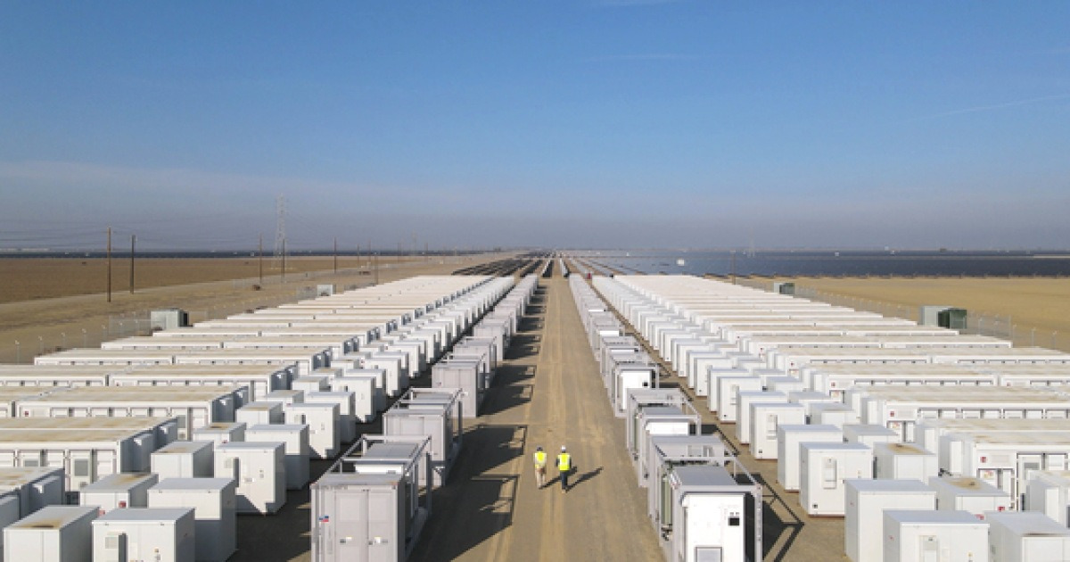 As Trump shoves China, Korean battery firms eye big win in U.S. with ESS