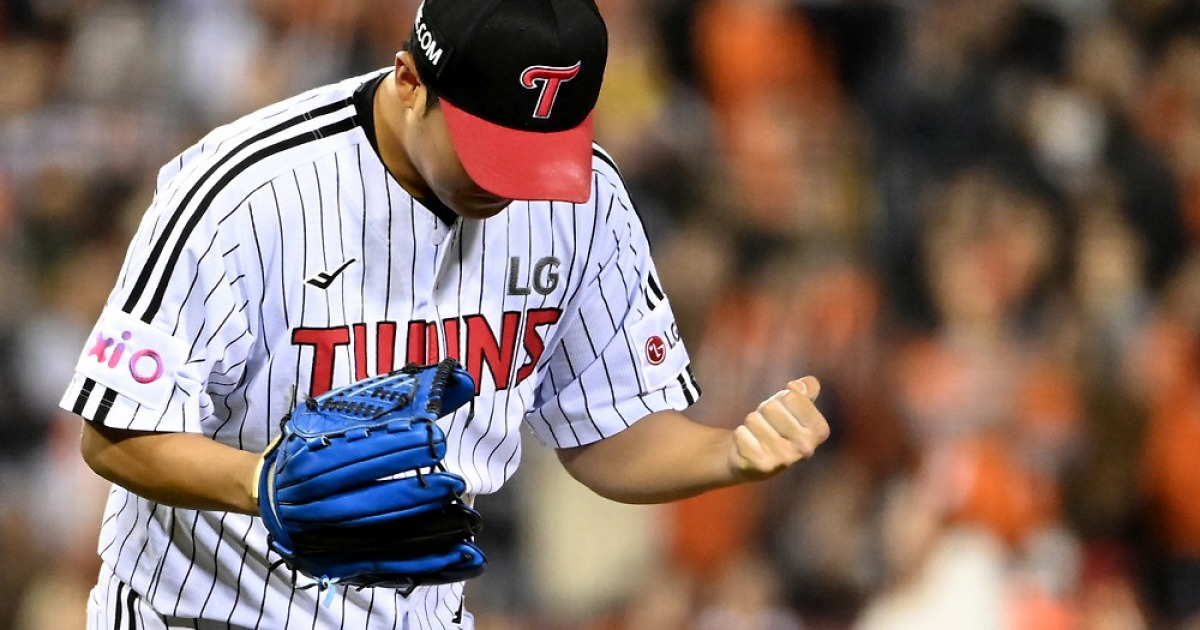 152km 손주영→150km 송승기. LG 2년 연속 5선발 '초대박'. 첫 등판 호투 비결은 '경쟁'아닌 염갈량의 '조기 선택'[잠실 포커스]