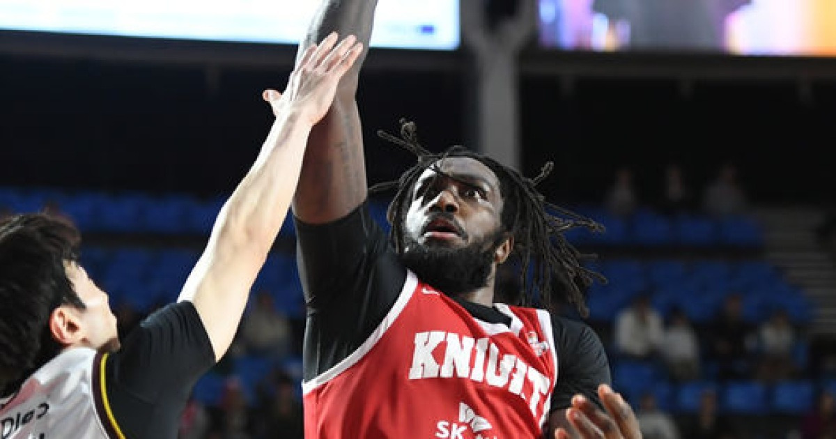 ‘미리 보는 챔프전!’ SK가 이겼다! 2위 LG 잡고 40승 고지…KCC 29점차 무기력한 패배