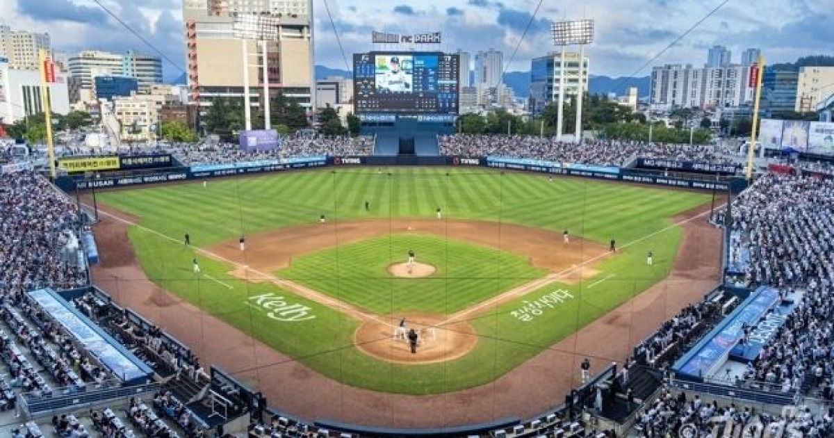 [속보] 30일 LG-NC전 전격 취소... 엔팍 구조물 추락 사고 여파→시설 점검 결정 [MD창원]