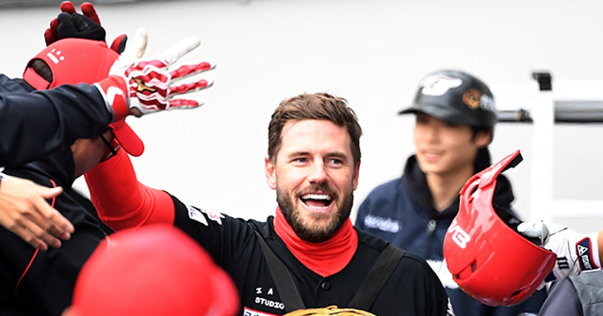 ‘KBO리그 적응 끝났다!’ KIA 위즈덤, 한화 류현진 상대 동점 솔로포 ‘쾅!’…3G 연속 홈런 [MK대전]