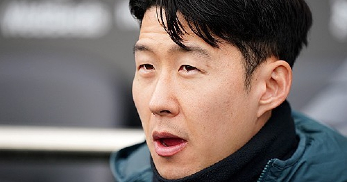 손흥민 10년 헌신 와르르르…토트넘 EPL 2위 데려온다 "시즌 13골 FW 영입" 英 매체 주장→1184억 쏜다?