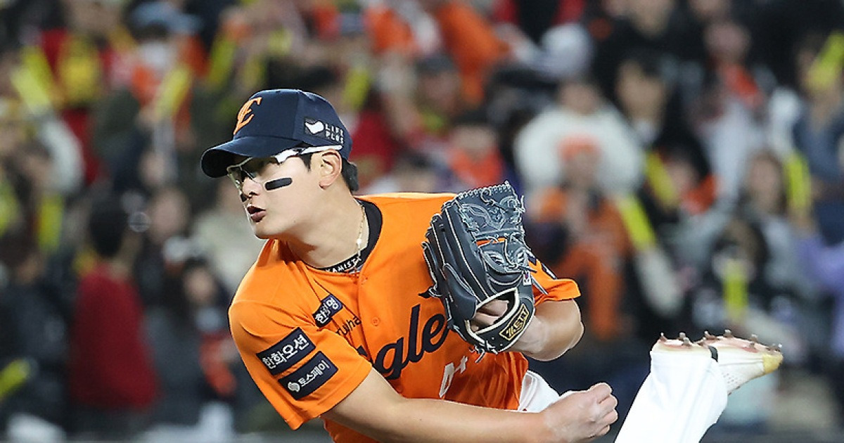 한화 23SV 인간승리 마무리 충격 2군행에도…158km 국가대표 영건이 있어 끄떡 없다