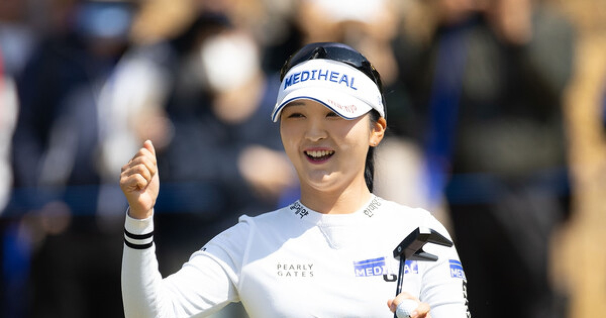 [st&현장] '기적의 8m 이글 퍼터!' 이예원, KLPGA 국내 개막전 우승…통산 7번째 정상
