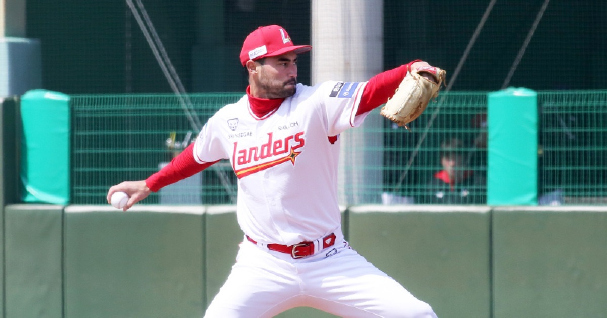 '드디어 한국 첫 실전' SSG 화이트, 퓨처스서 154km 쾅! "몸 상태는 100%"