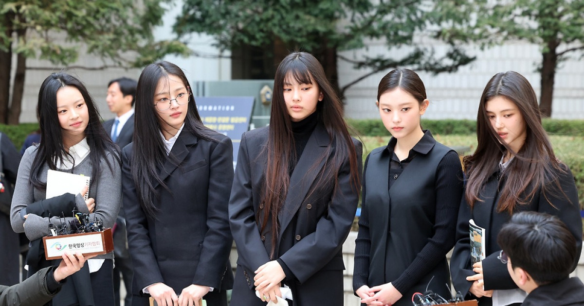 ‘NJZ’ 흔적 지운 뉴진스 멤버들, SNS 아이디 ‘mhdhh’로 바꿔