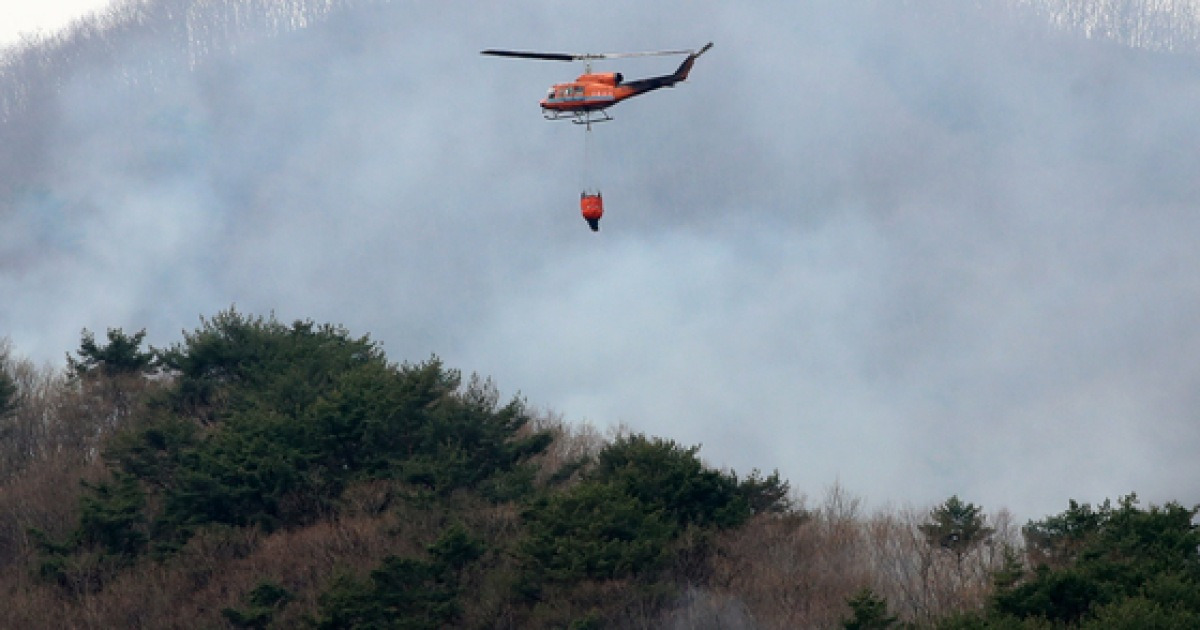 Level 2 emergency declared as latest wildfire spreads in Hadong