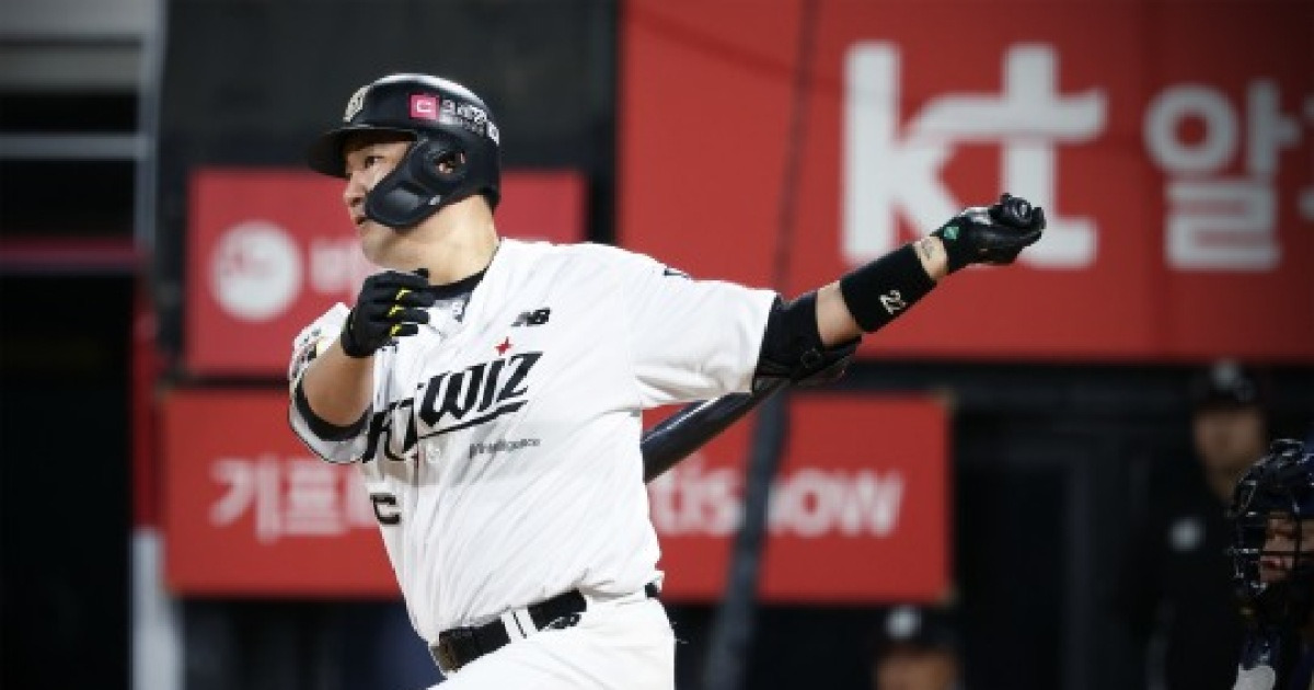 장성우 역전포·강백호 쐐기포...kt, NC 꺾고 2연승 질주