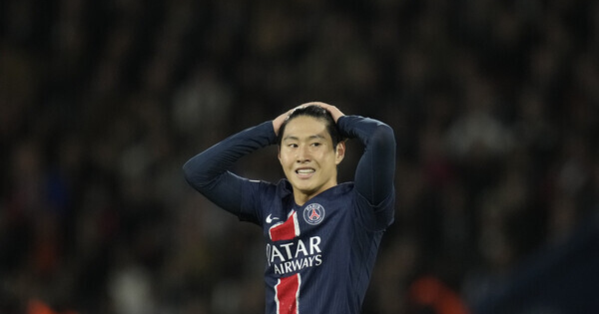 '충격 이적?' 입지 좁아진 이강인(24・사우디)? "PSG 떠날 확률 매우 높아...행선지는 EPL 혹은 사우디"