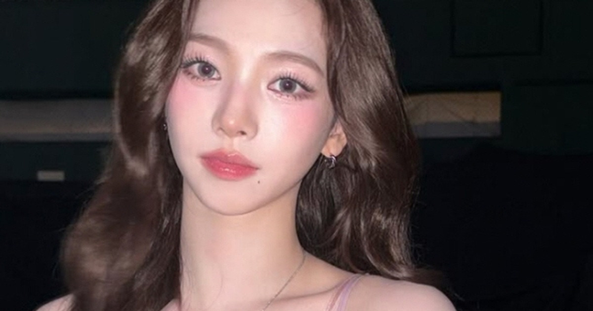 [SCin스타] 에스파 카리나, AI 미모 그대로…핑크 드레스로 디즈니 공주 자태