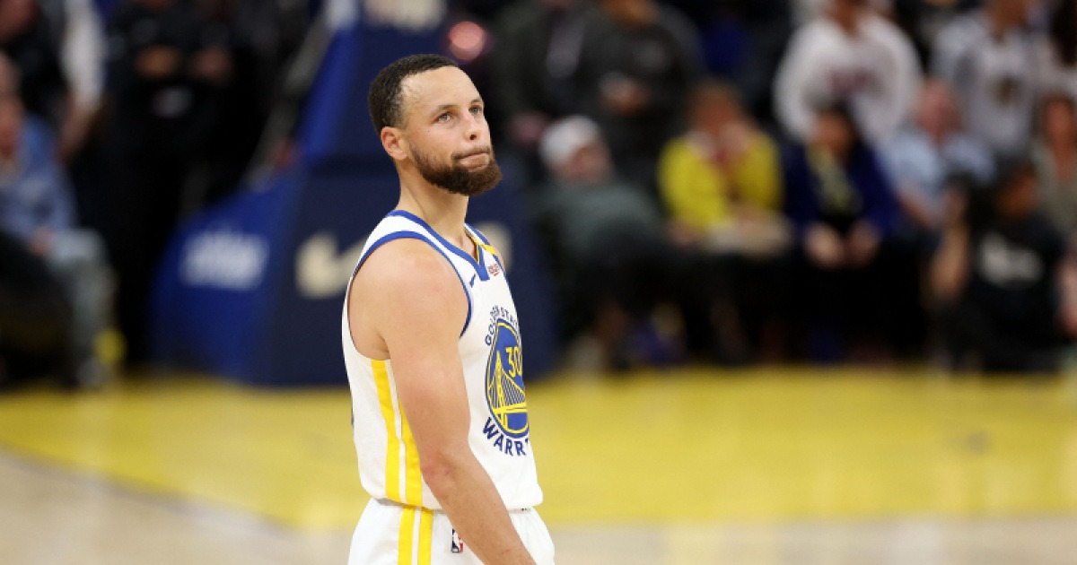 돌아온 커리, 36점 폭격했지만…GSW, 연장 혈투 끝 LAC에 덜미→PO 대신 PIT행