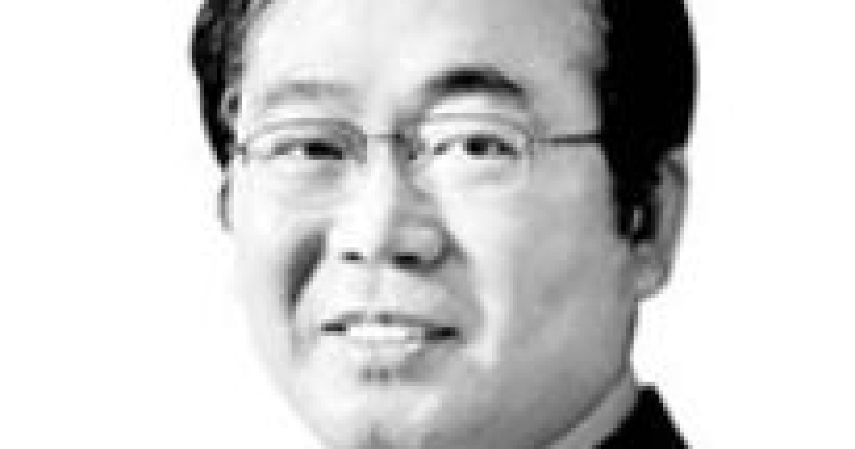 Before Endorsing Han Duck-soo, the People Power Party Must First ...