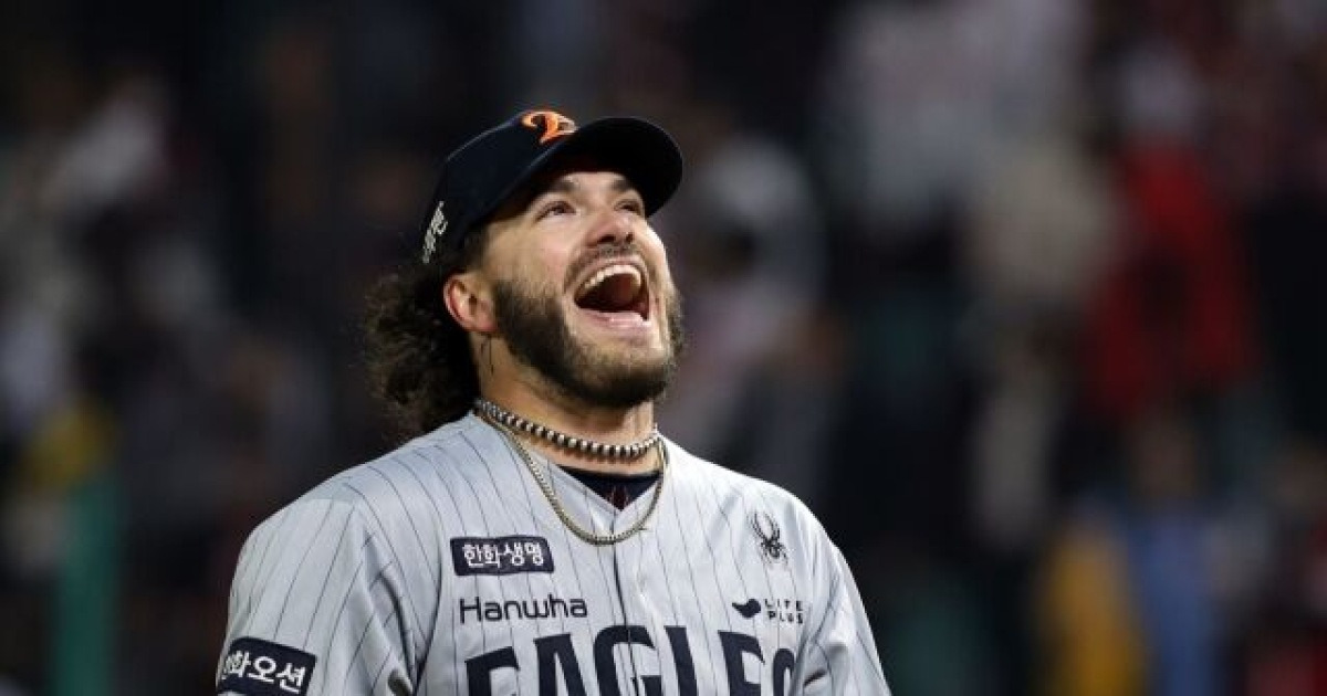 155km KKKKKKKKKKKK 미쳤다! 폰세 포효에 한화 팬들 설렌다, 김서현 157km SV…SSG 4실책 자멸 [MD인천]