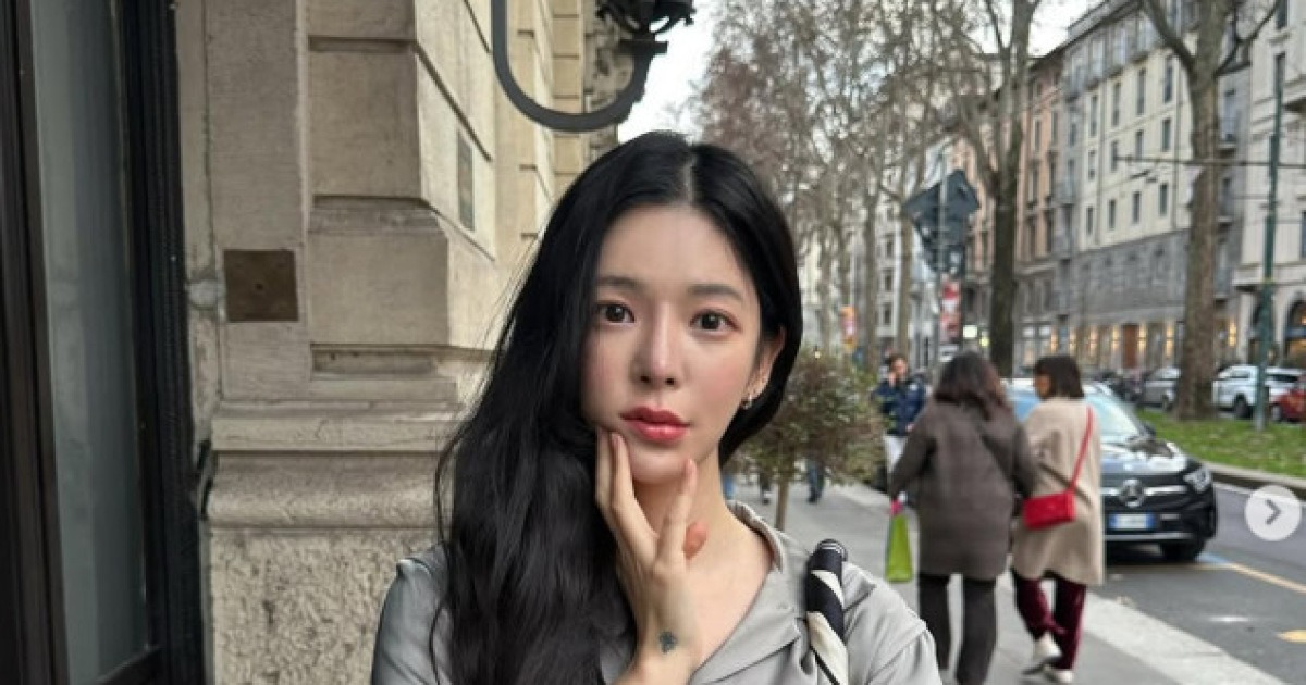 장재인, 170cm·48kg 실크 블라우스룩‥여배우 같은 세련美