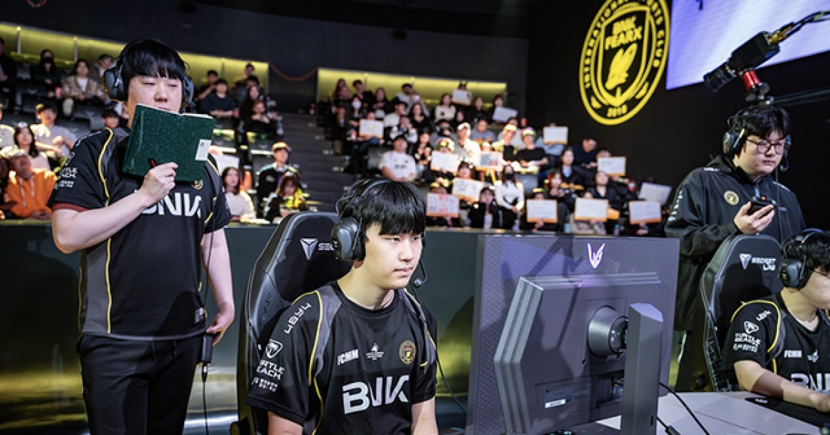 [LCK] "개를 풀어라~" 사냥 시작한 BNK, 젠지에 1세트 승리