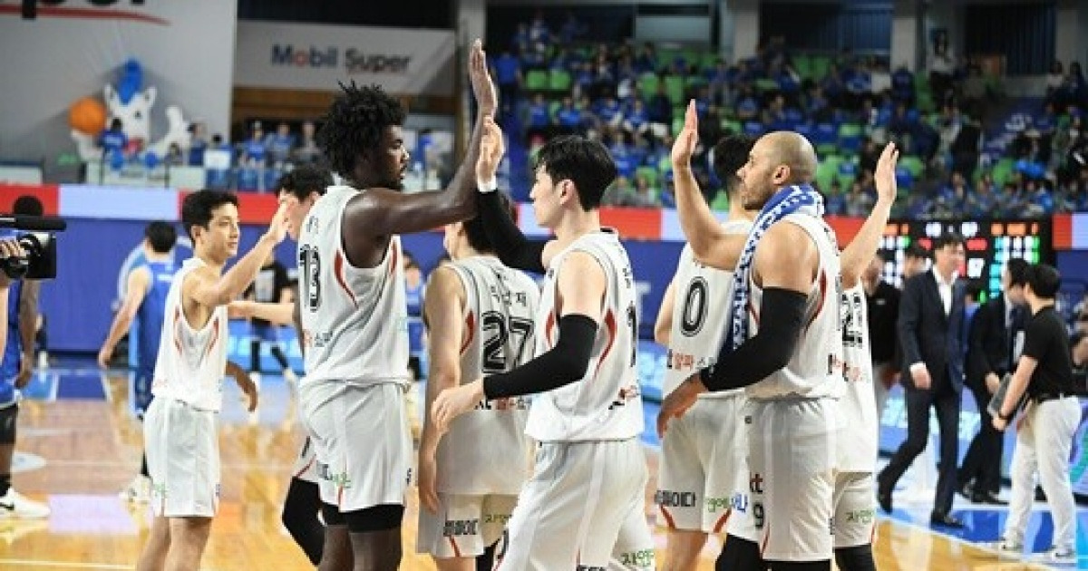 [KBL 6강 PO] 3점 찬스 많았던 KT 문성곤, “3점슛 1~2개라도 넣는다면...”