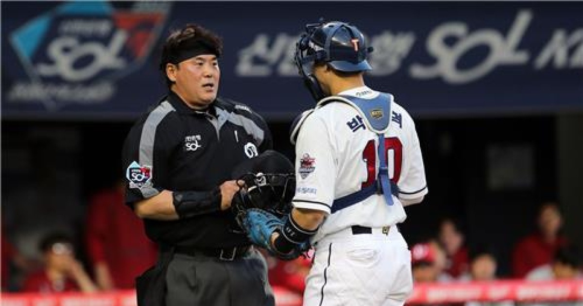 KBO 전일수 심판위원, 2천500경기 출장…역대 8번째