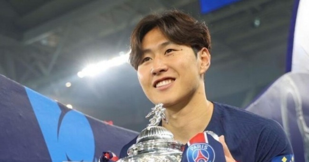 '프리미어리그 이적설' 이강인, 잔류하나?...프랑스 매체 "PSG, LEE와 재계약 원해"