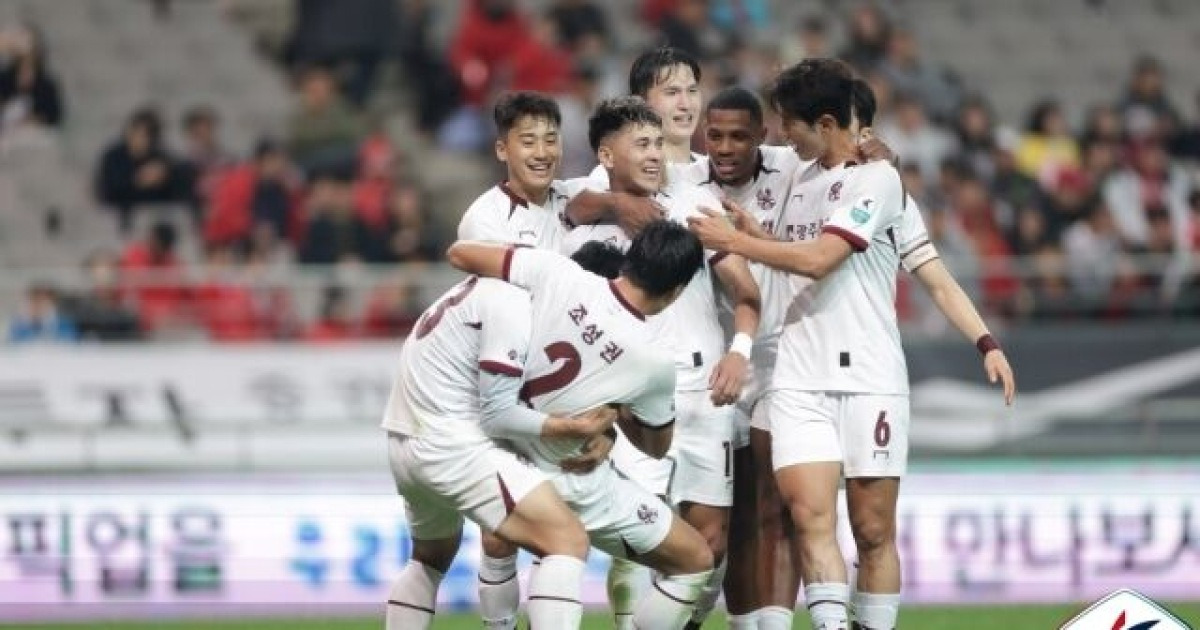 '서울 또 이겼다' 광주, ACLE 8강 앞두고 상대전 5연승...헤이스-박태준 연속골→린가드 추격에도 8G 만에 패배 [MD상암]