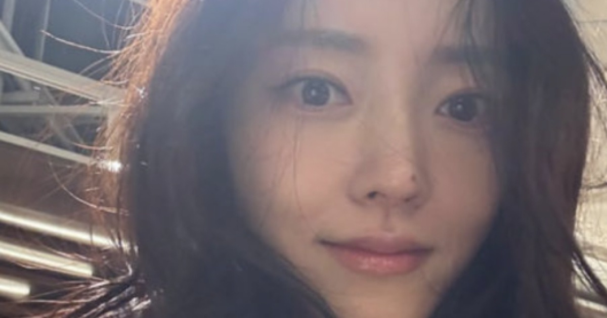 '승무원 출신' 서하얀,'176cm·53kg' 몸매로 '의류모델+CEO'됐다 (Oh!쎈 이슈)