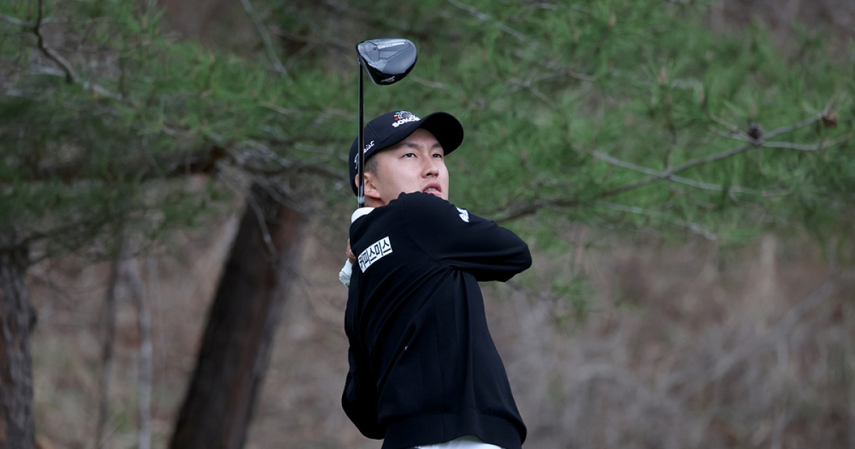 전훈에서 비거리 15~20m 늘린 김백준 KPGA 시즌 개막전 3R 선두, 생애 첫승 눈앞 “확실히 달라졌다”